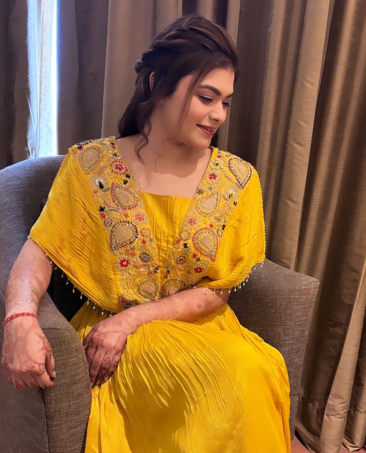 Dimple Arora | Best Bridal Makeup Artist Agra - DimpleMakeovers